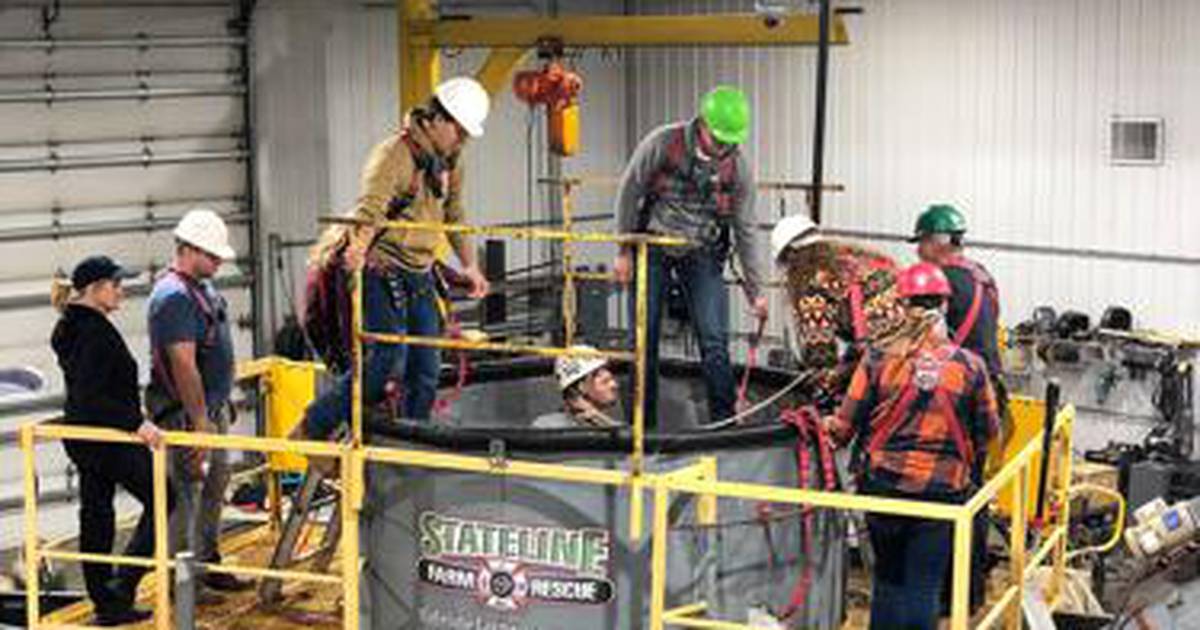 Med students get up-close look at potential farm hazards – AgriNews