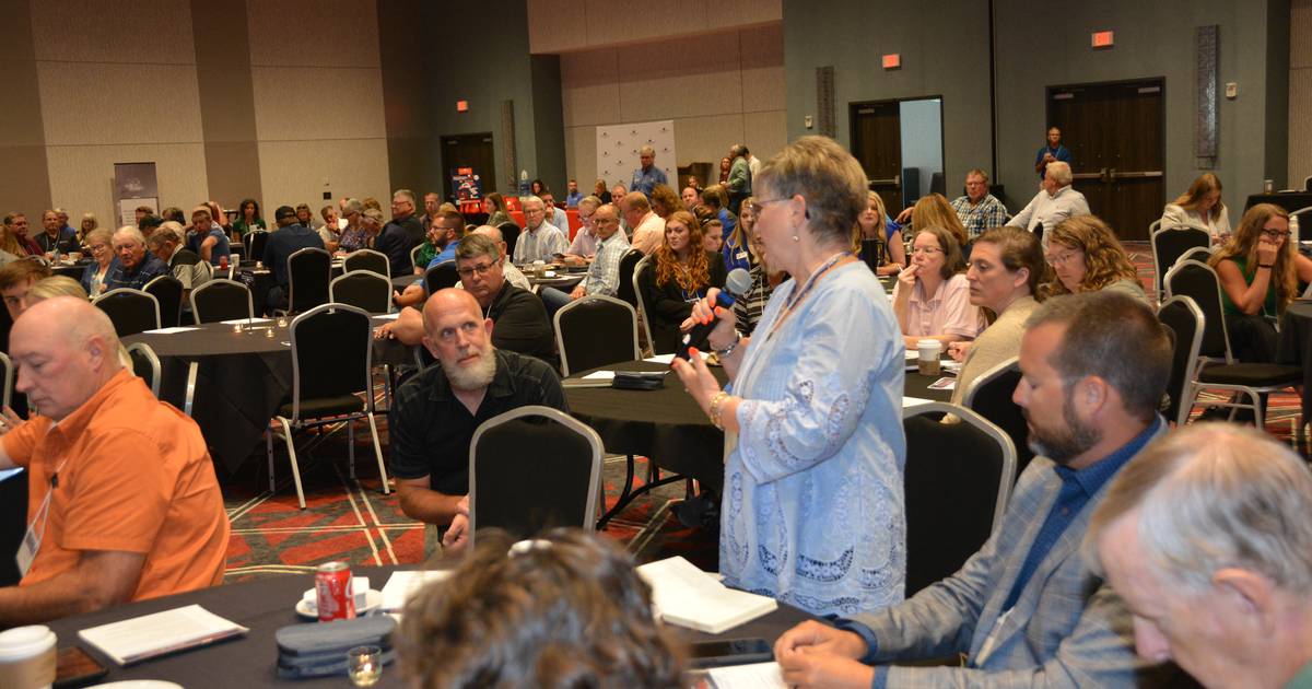 250 people attend Critical Issues Summit – AgriNews