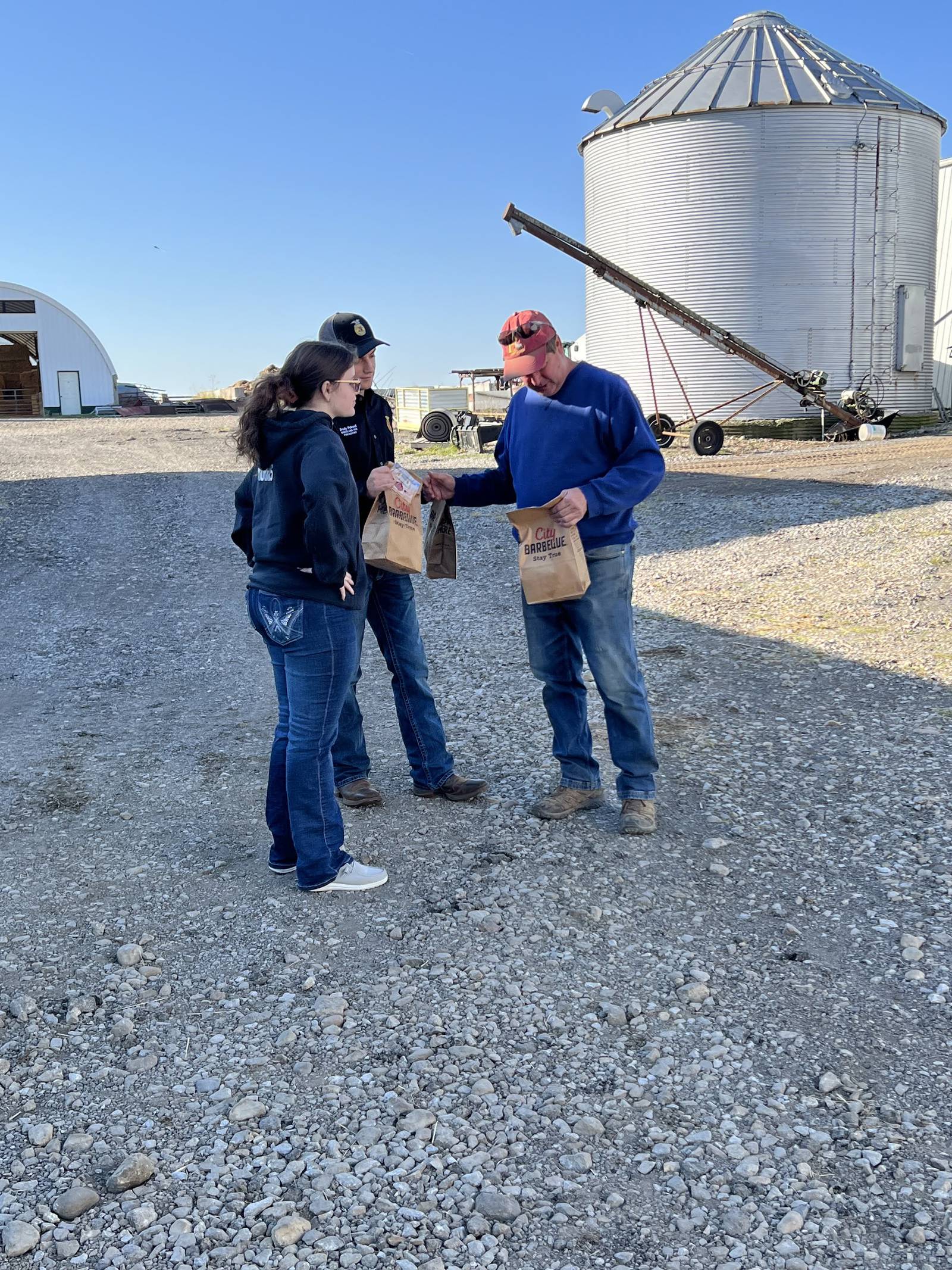 Feed the Farmer: FFA chapter delivers meals during harvest – AgriNews