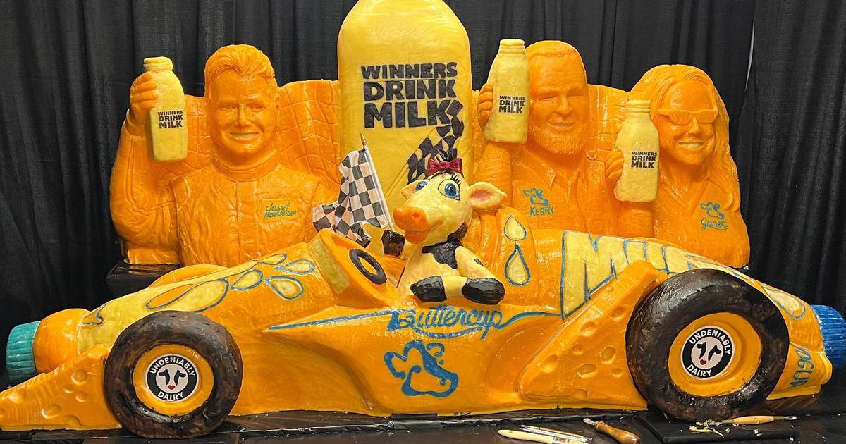 Say cheese: Giant cheddar sculpture created at State Fair – AgriNews