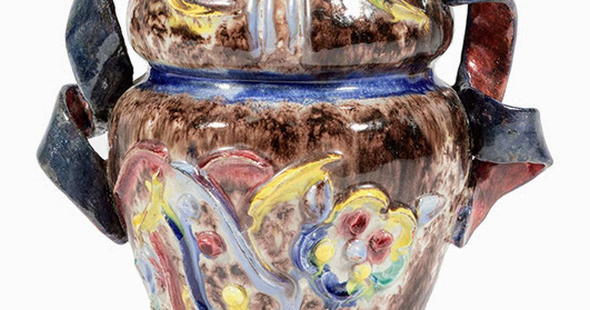 Antiques & Collecting: Pottery vase by Vally Wieselthier – AgriNews