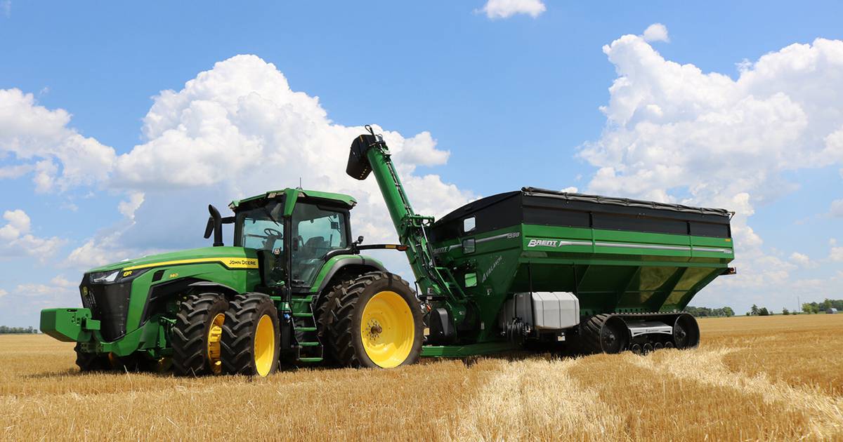 Introducing the Brent Avalanche 98 series grain carts – AgriNews