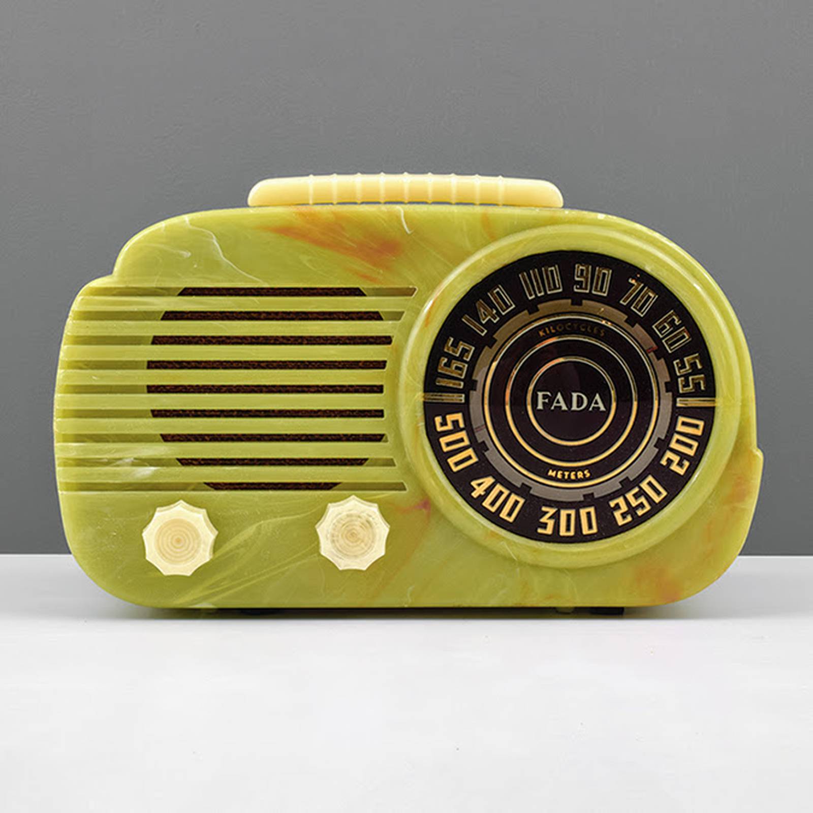 Antiques & Collecting: Plastic Fada radio – AgriNews
