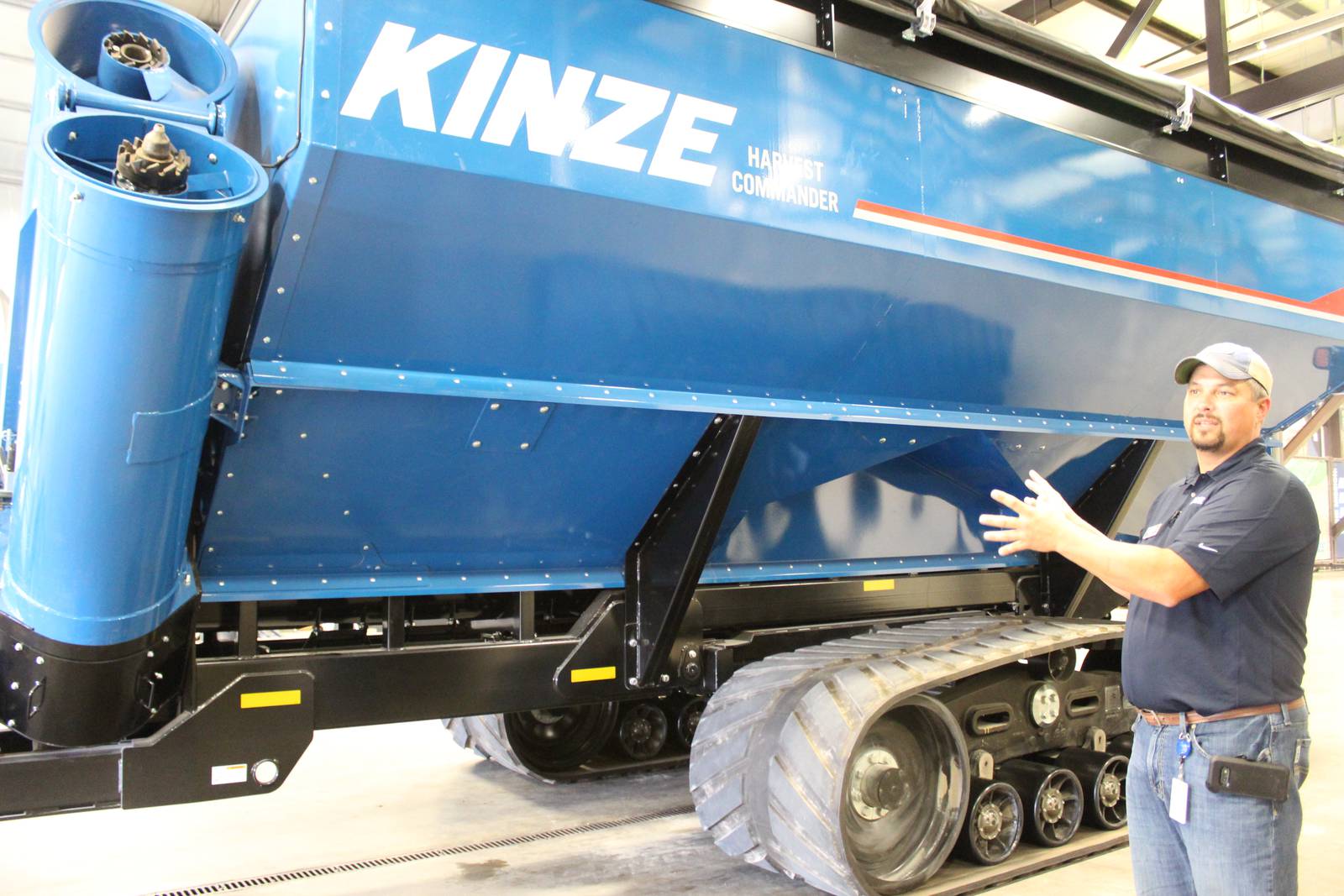 Kinze adds 1,100-bushel grain cart for 2022 harvest season – AgriNews