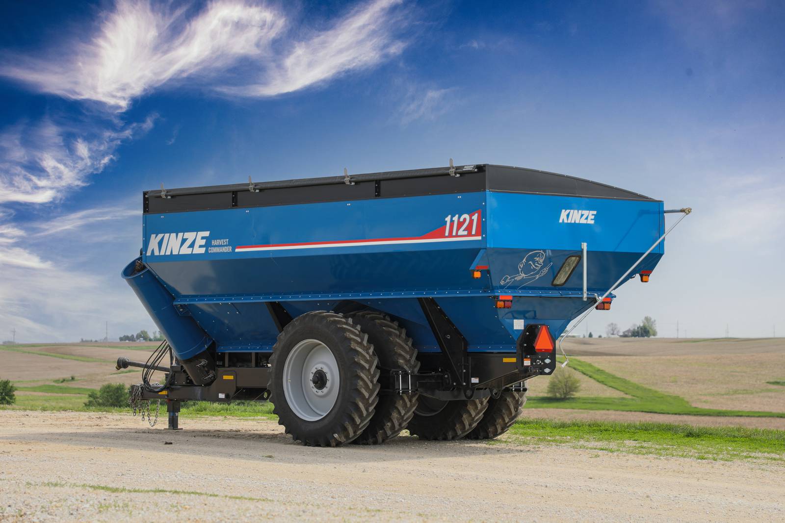 Kinze to introduce new grain cart tire for 2023 offering easier truck ...