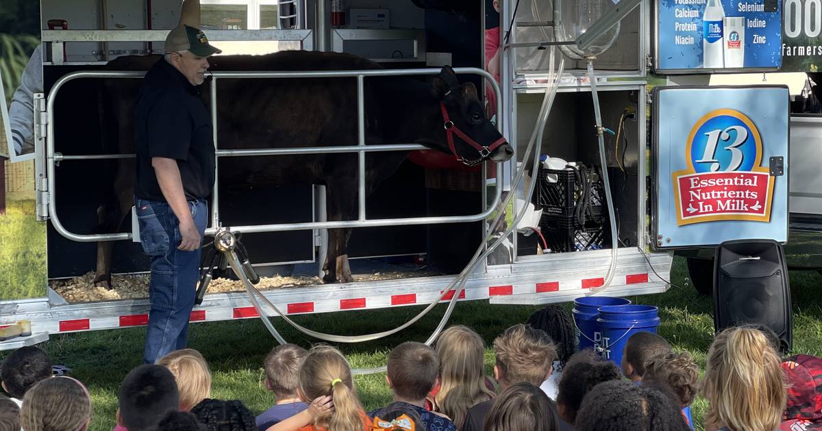 The dairy story is on the move with new Mobile Dairy Classroom – AgriNews